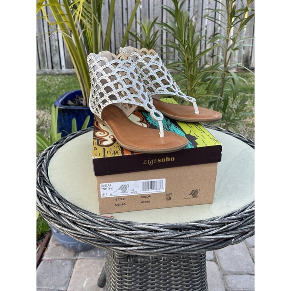 Zigi Soho | Shoes | New With Box Zigi Soho Melaa White Fx Sandals Size ...